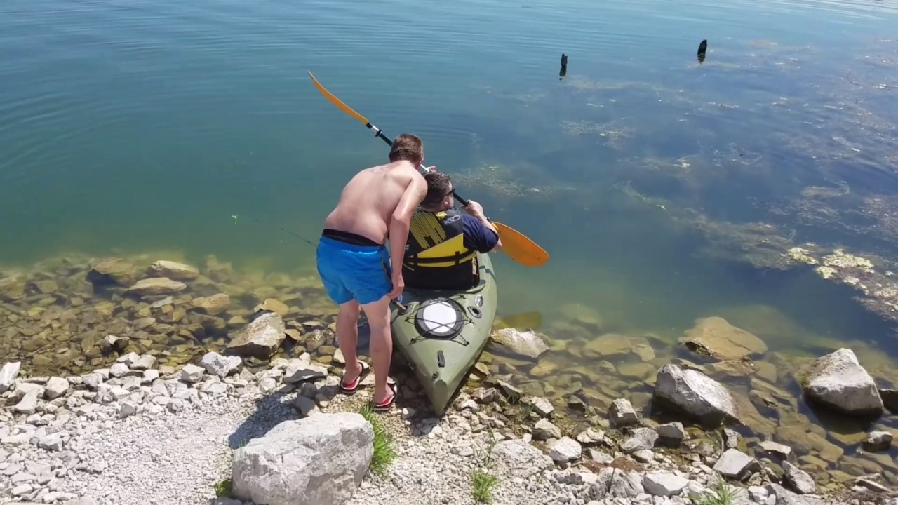 Kayak fail lol - YouTube