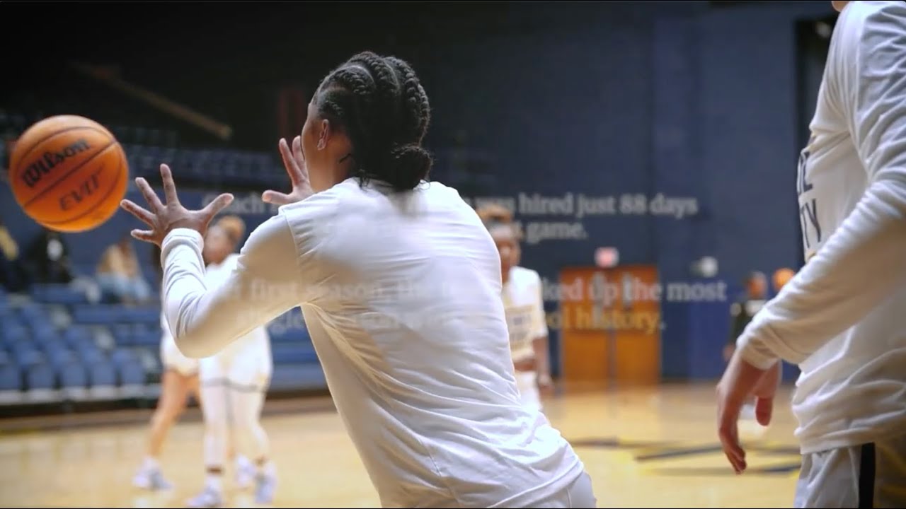 Bucs Go Beyond: Slam Dunk Season - YouTube