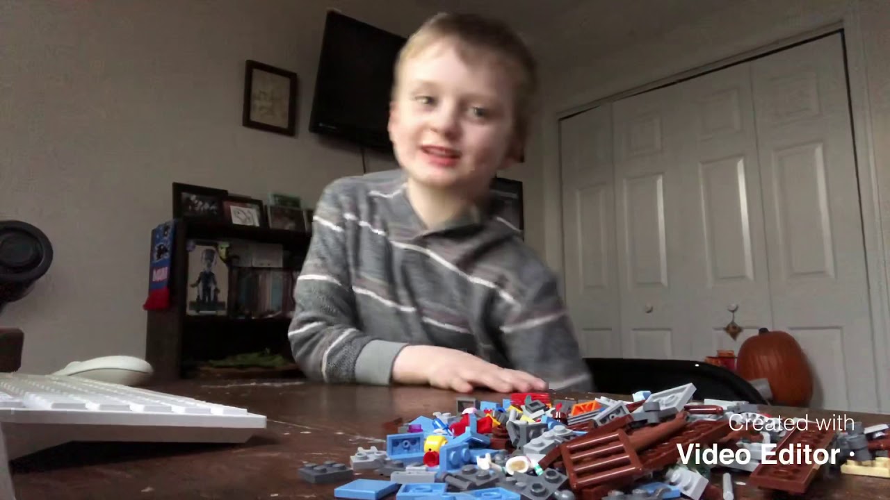 LEGO movie 2 triple decker couch mech build - YouTube
