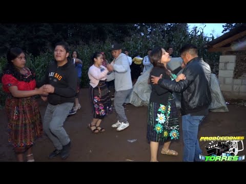 FIESTA TROPICAL ALDEA SANTA ANA MOMOS 31 DE JULIO 2024 PARTE 4 - YouTube