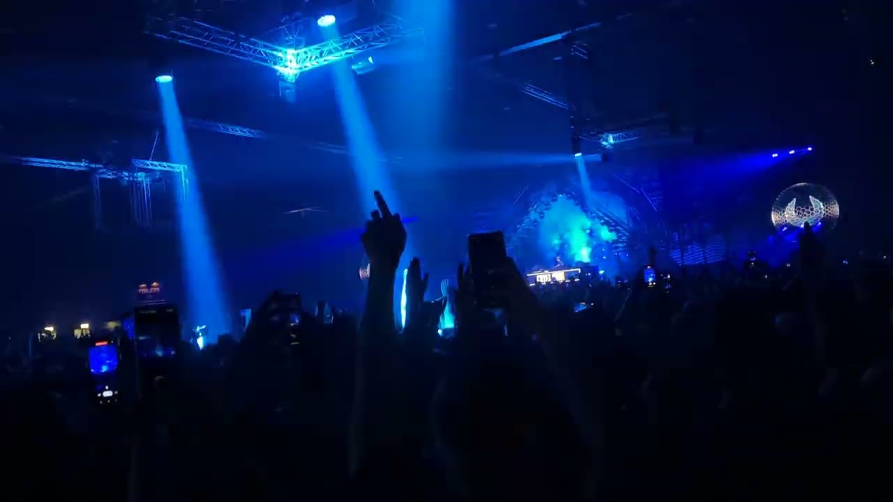 Cryex - Falling up (Cryogenic kick edit) @ Supremacy 2022 - YouTube