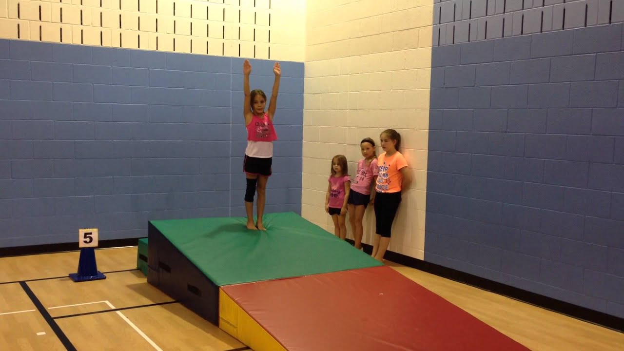 Incline Mat Forward Roll - YouTube