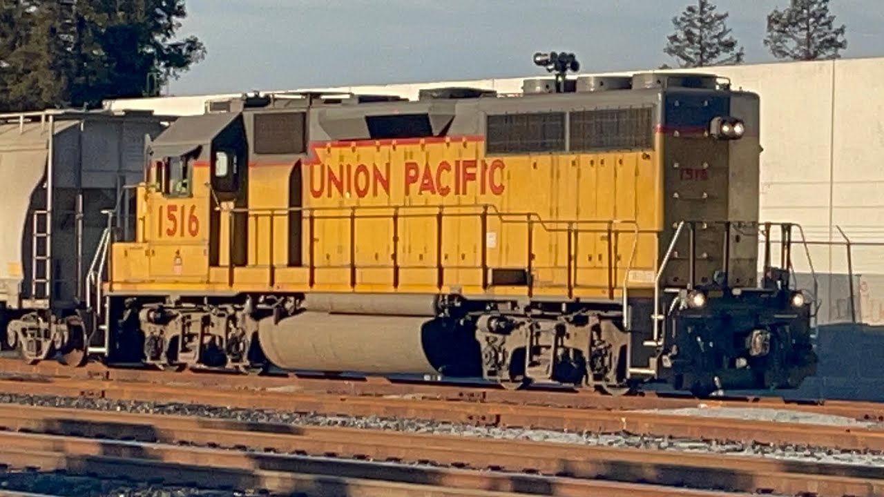 LSF51 UP 1516 Redwood City 2/4/2022 - YouTube