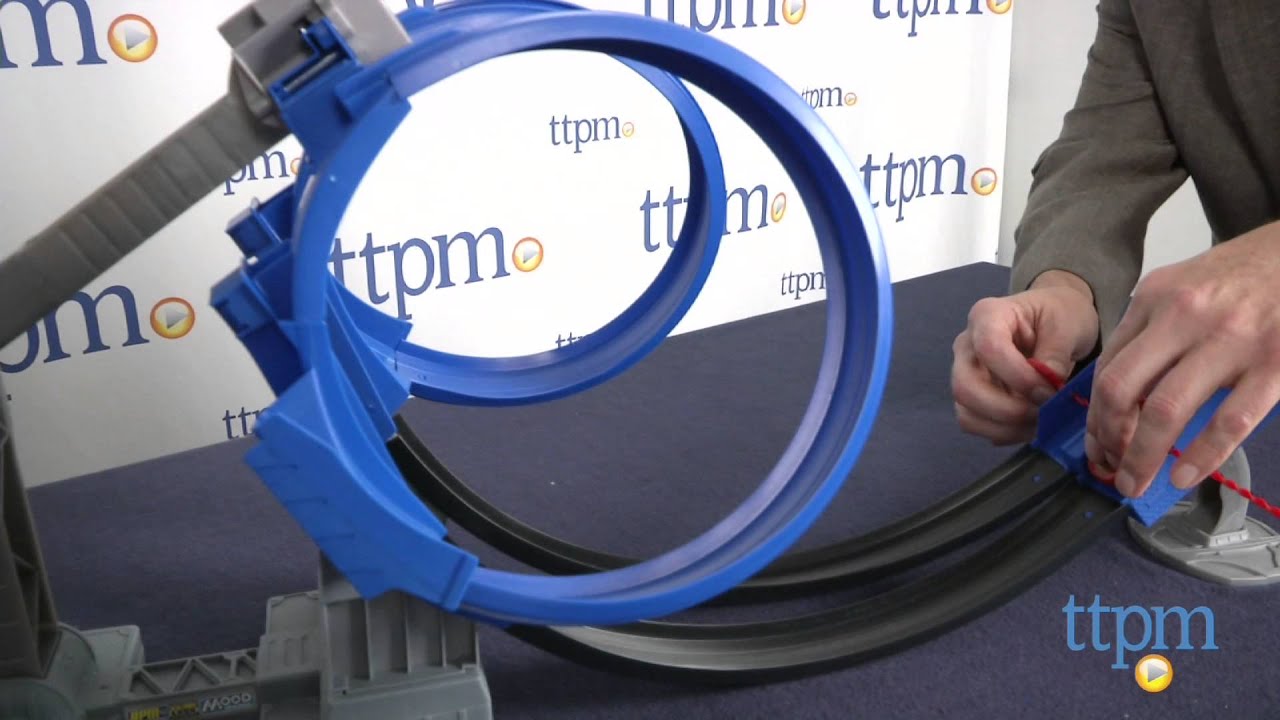 Disney/Pixar Cars Riplash Racers Piston Cup Double Loop Challenge from ...