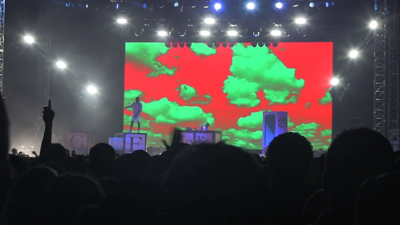 TYLER THE CREATOR - SAM IS DEAD - LIVE @ OFWGKTA FLOG GNAW CARNIVAL ...