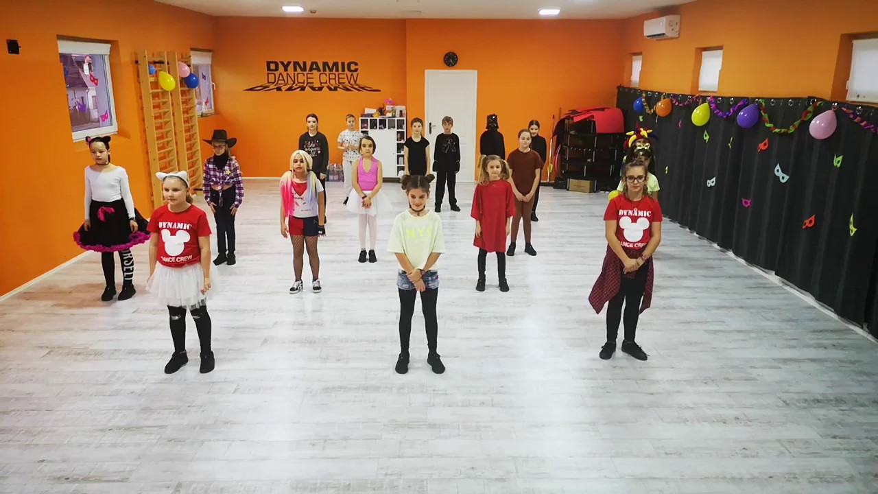 Dynamic Dance Crew // Farsang 2020. KIDZ - YouTube