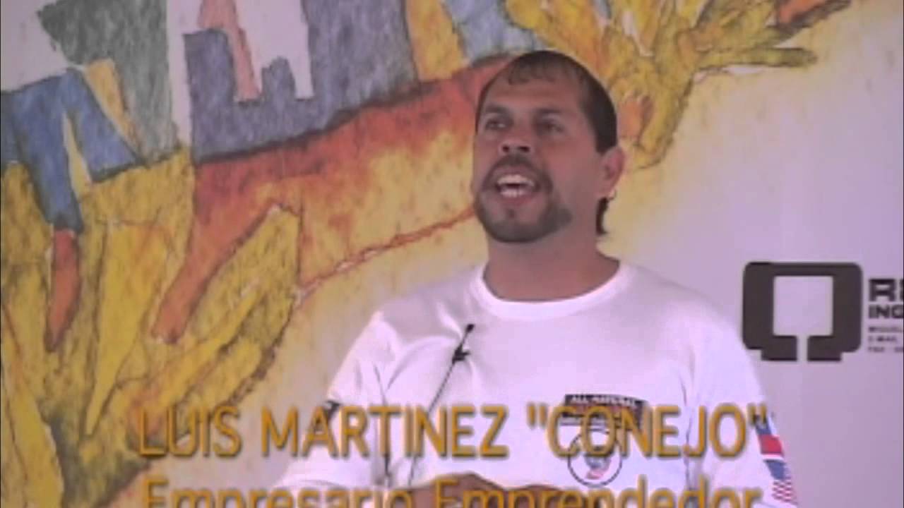 Luis "Conejo" Martínez en Foro de Emprendedores - YouTube