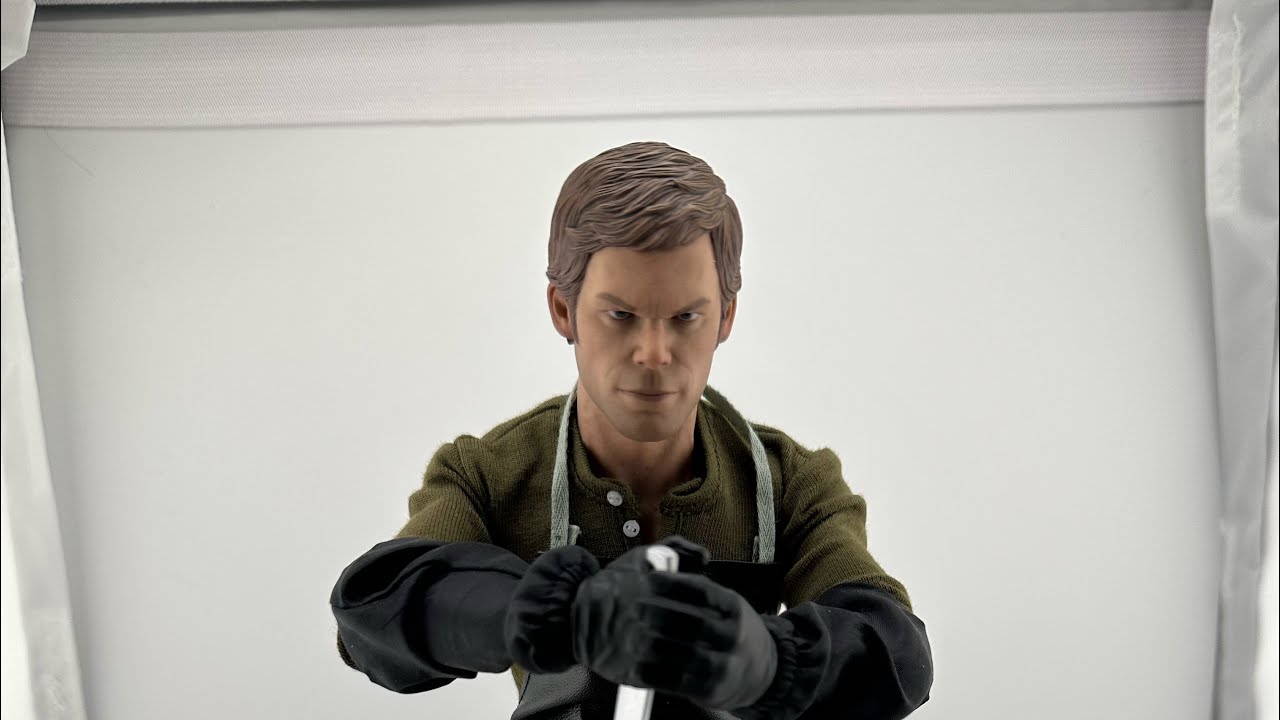 Flashback 1/6 Dexter Morgan - Unboxing, Impressions, and Display Pose ...