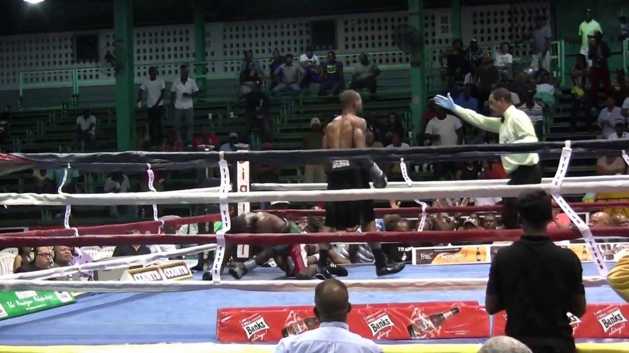 Clive Atwell vs Sakiuma Mullings G - YouTube