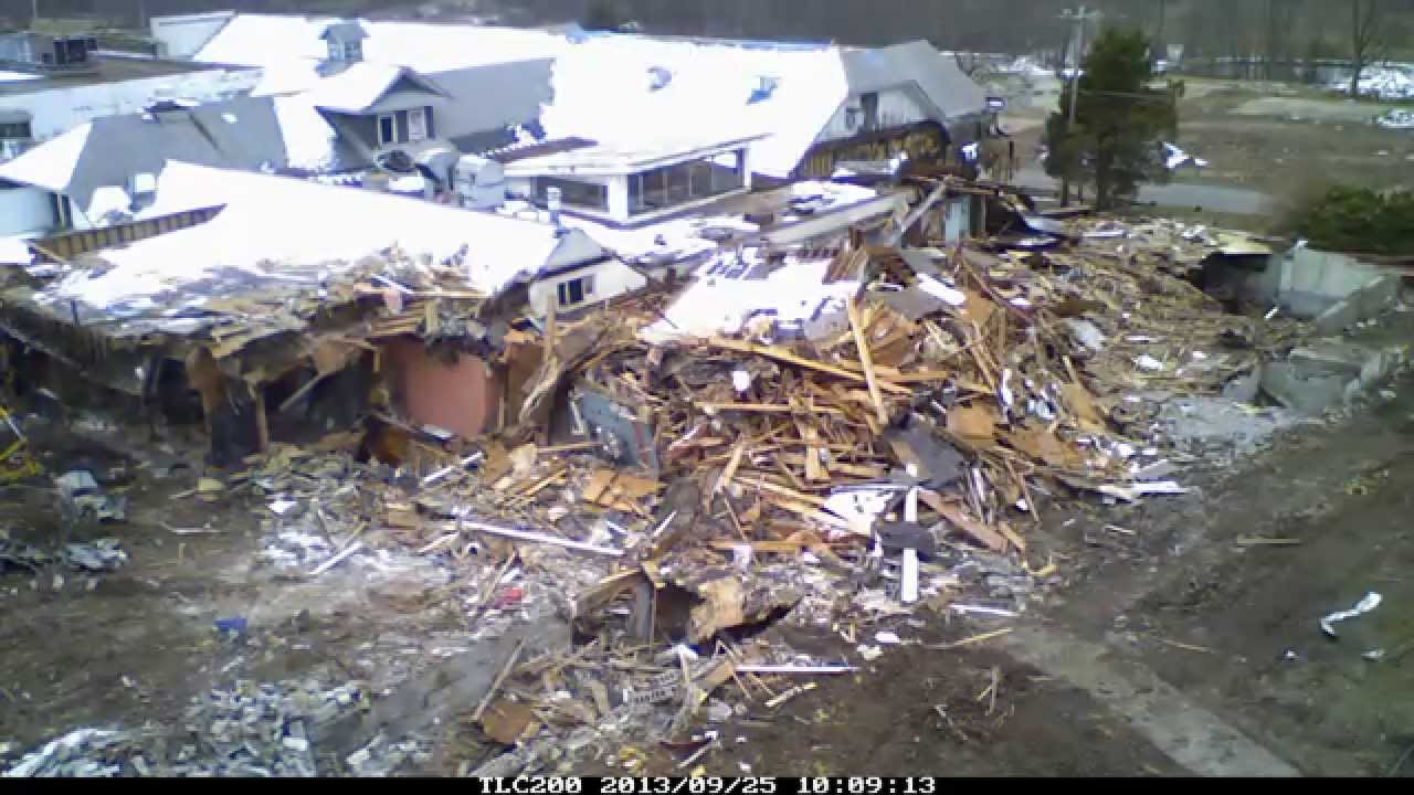 Kutsher's Dining Hall Demolition - YouTube