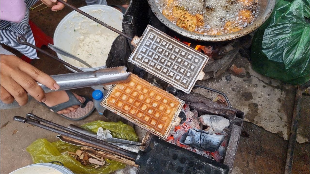 Yummy Fried Cupcake and Coconut Waffle - YouTube