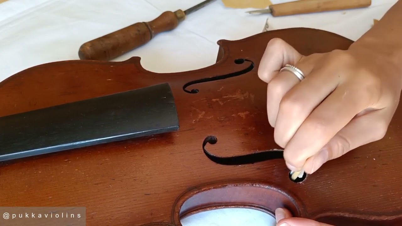 F-hole repair on a French violin Chenantais & Le Lyonnais 1922 - YouTube