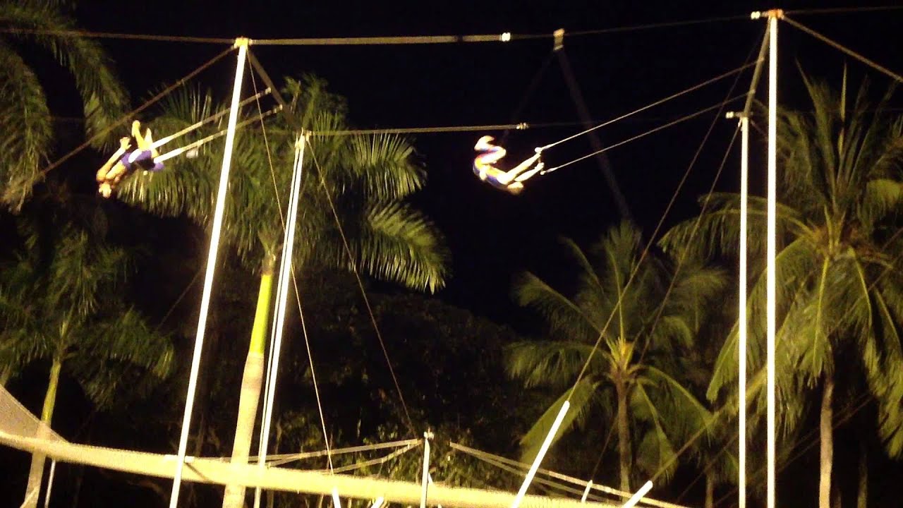 Club Med Bali Trapeze - Penny Roll Catch - YouTube
