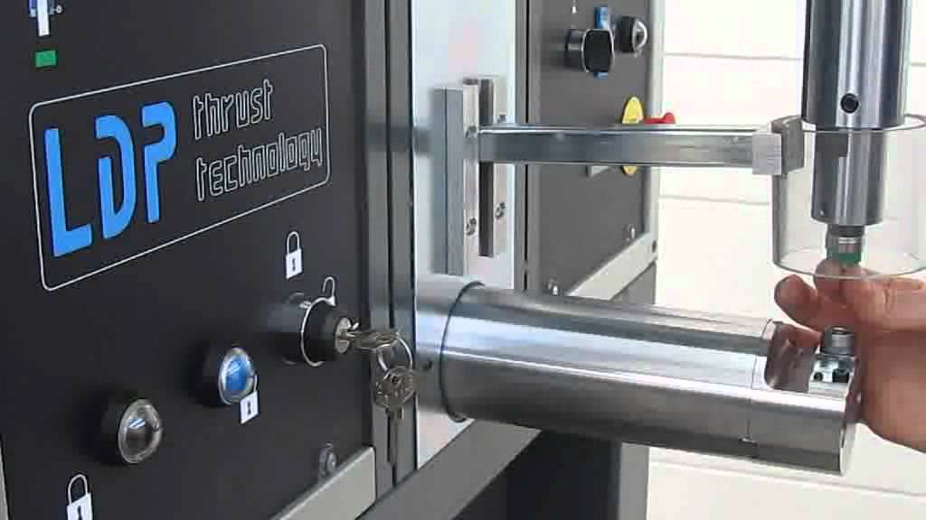 LDP CLINCIATURA E RIVETTATURA AUTOPERFORANTE.wmv - YouTube