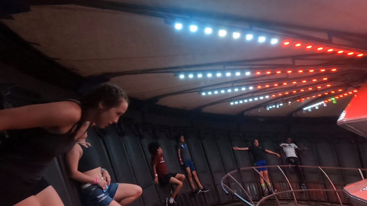 Alien Abduction gravitron ride at Bluegrass Fair (June 13th, 2022 ...