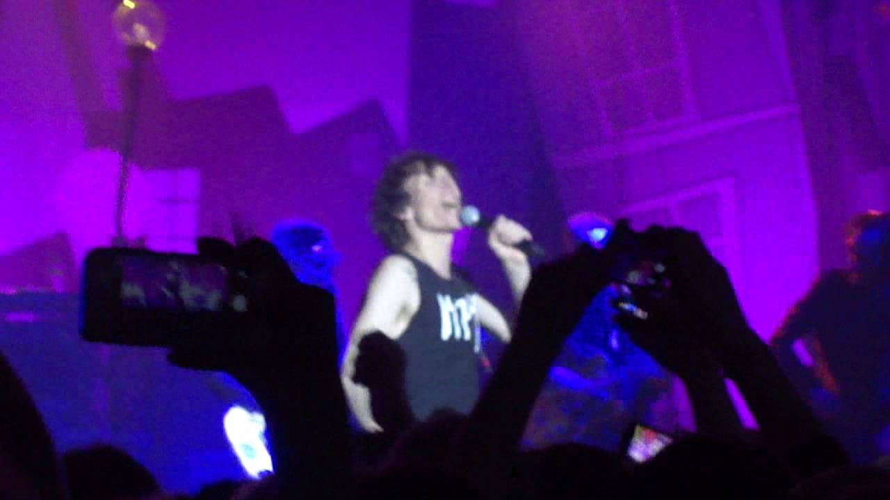 Håkan Hellström - Klubbland (live @ Bombardier Arena, Västerås 15.12. ...