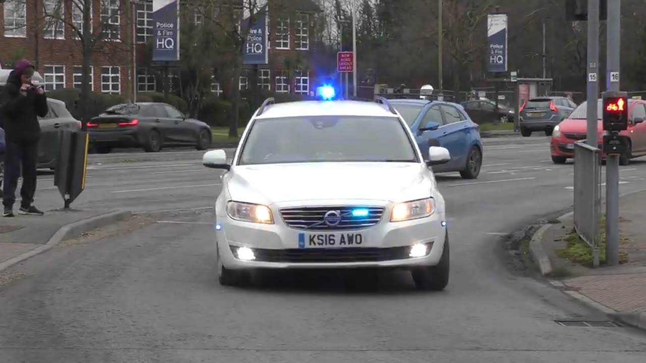 South Central Ambulance Service Unmarked Officer Car Responding with ...