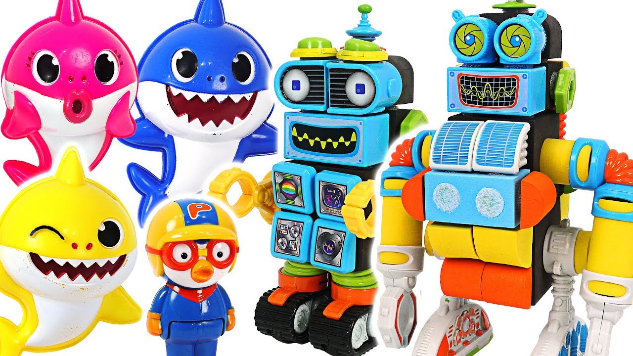 Pororo and his friends found the Velcro Jumbo Robot! Let's put it ...