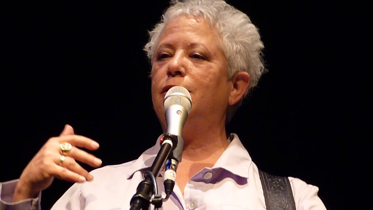 Janis Ian Talks About Getting Married - YouTube
