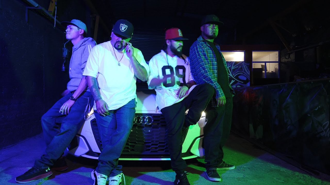 "EL MAS LOCO DEL BARRIO" Padrinos ft Poder Mexicano - YouTube