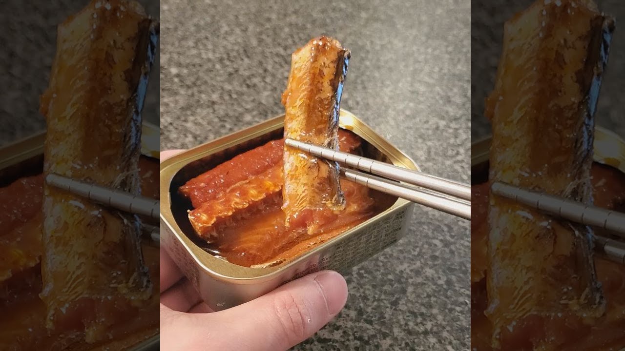 Let's Try Roasted Daggertooth Pike?! (Conger Eel) - YouTube