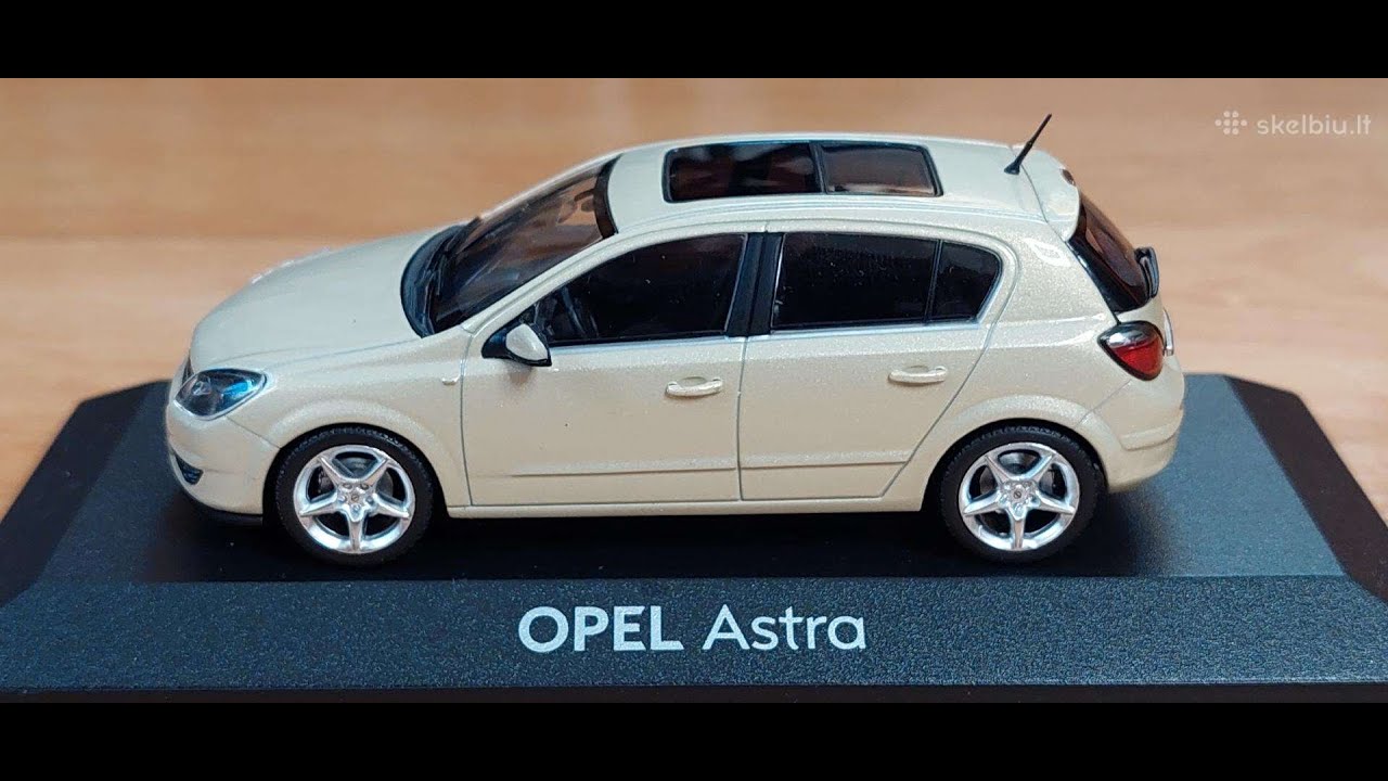Diecast Opel Astra 1:43 Minichamps - YouTube