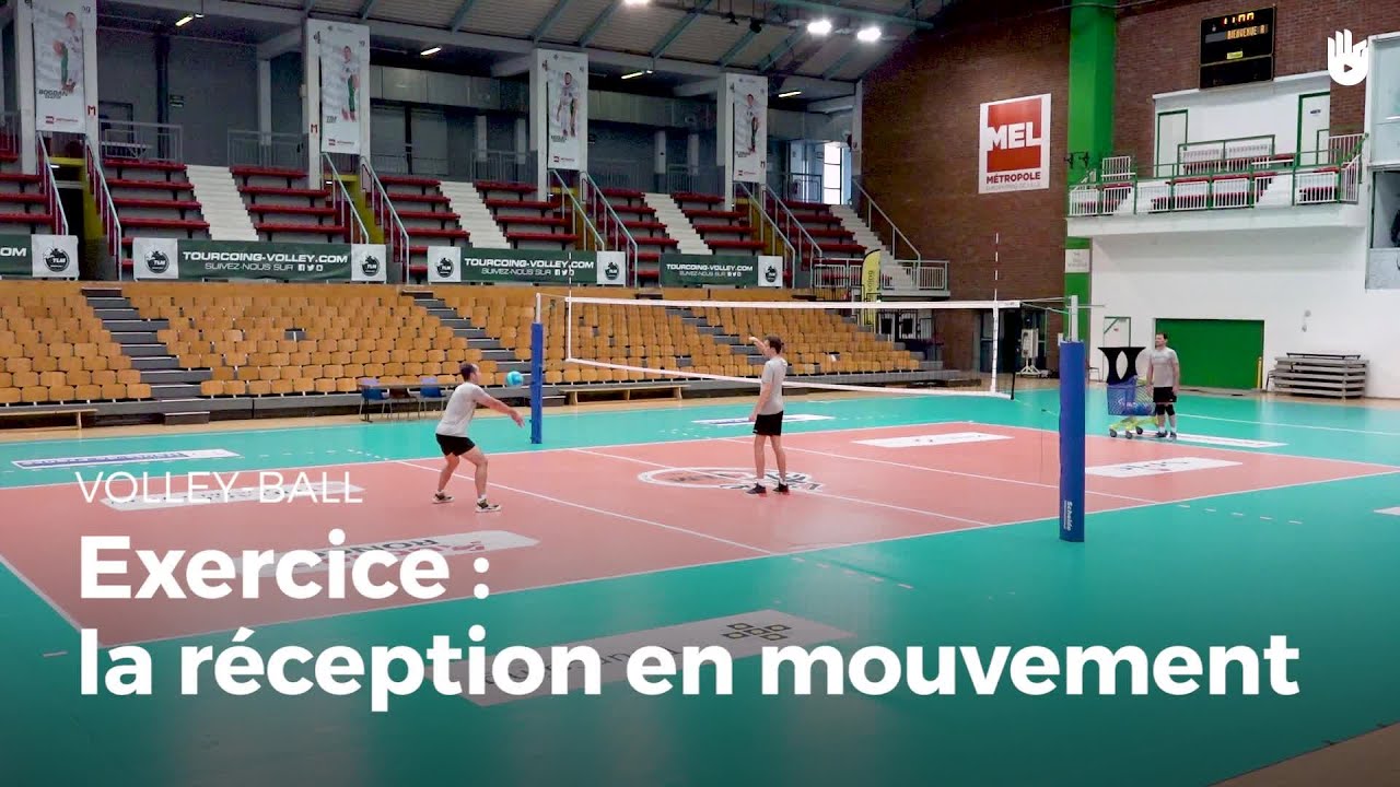 Exercice de réception : la réception en mouvement | Volley-Ball - YouTube