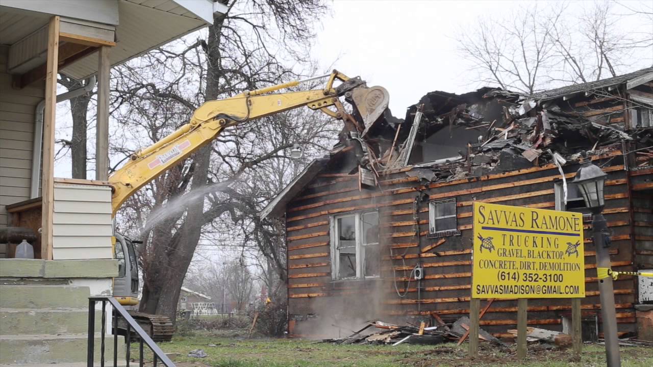 900th abandoned house demolished - YouTube