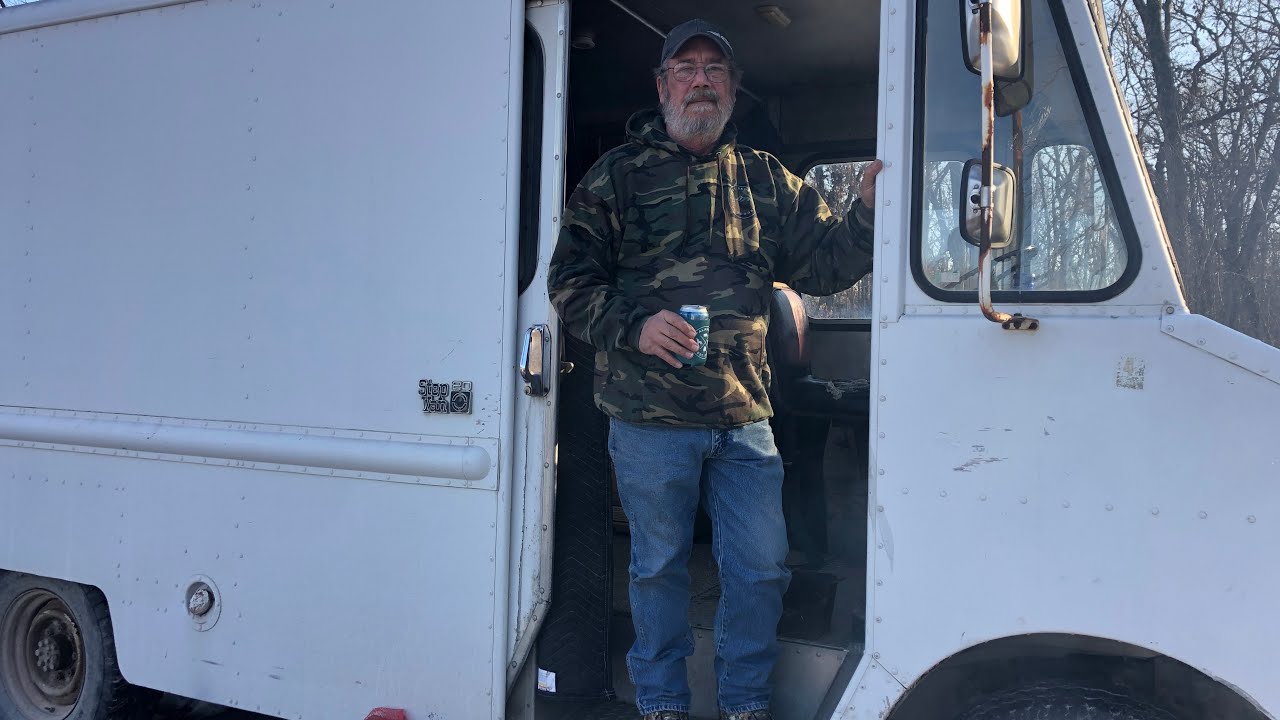 A weekend in the Van Cave, part 1 - YouTube