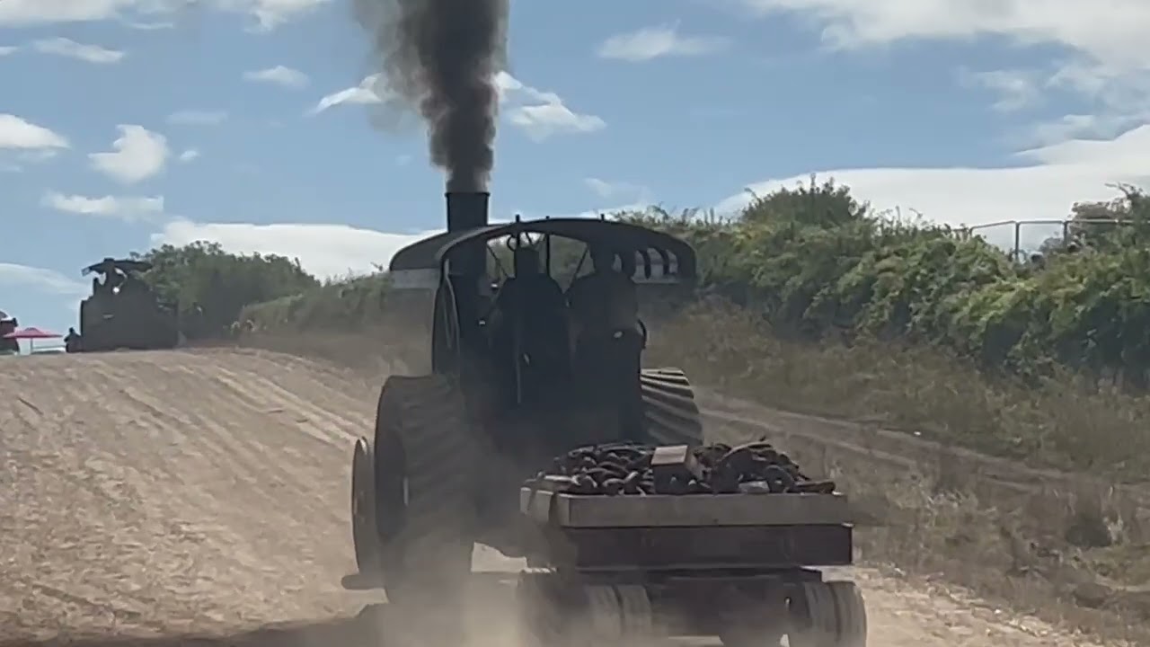 Traction engine hill climbing at the Great Dorset. - YouTube