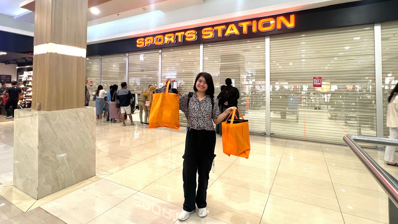 MALAM MINGGU DI MALL MATOS - Viola’s Life - YouTube