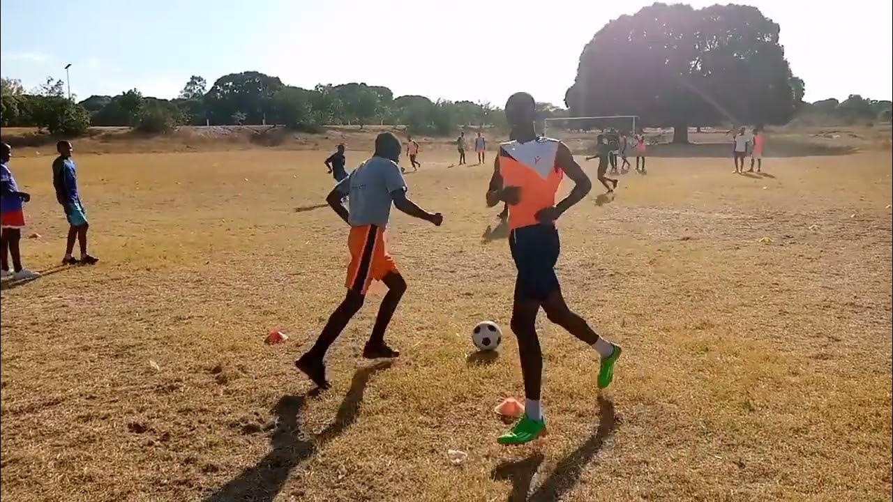 Warm Up With The Ball ( Passing And Dribbling ) - YouTube