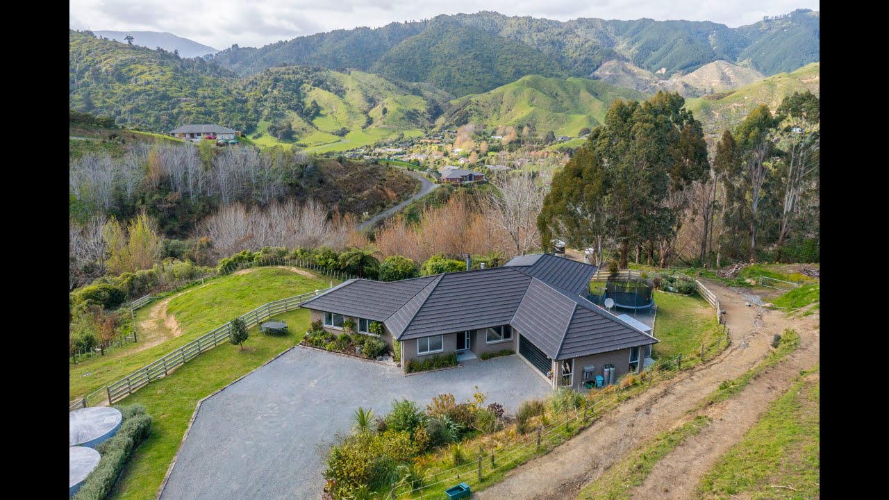 37 Angus Way, Nikau Valley - YouTube