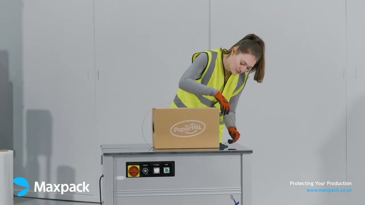 How to strap a parcel with PaperStrap and the semi auto strapping ...