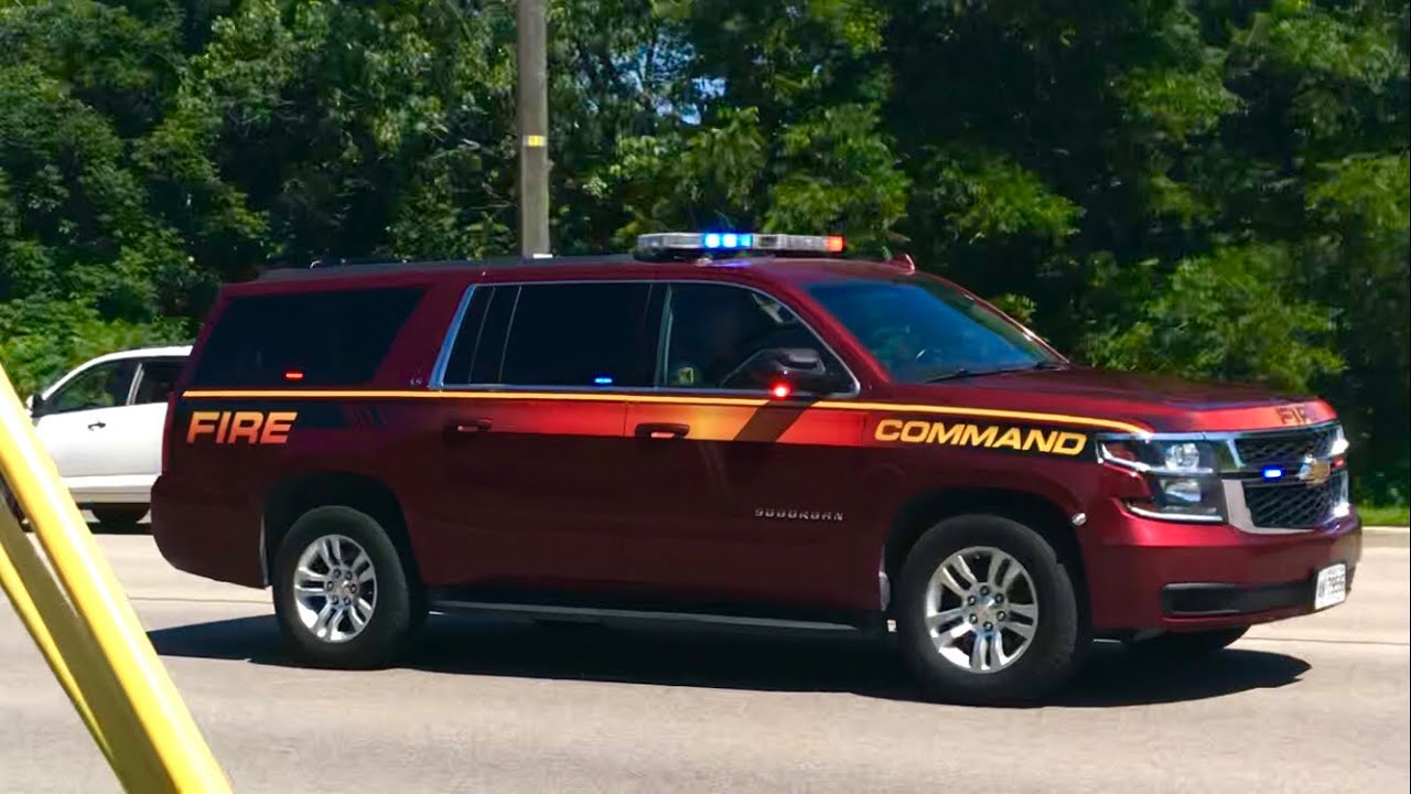 Guelph Fire Department Platoon Chief 1 Responding - YouTube