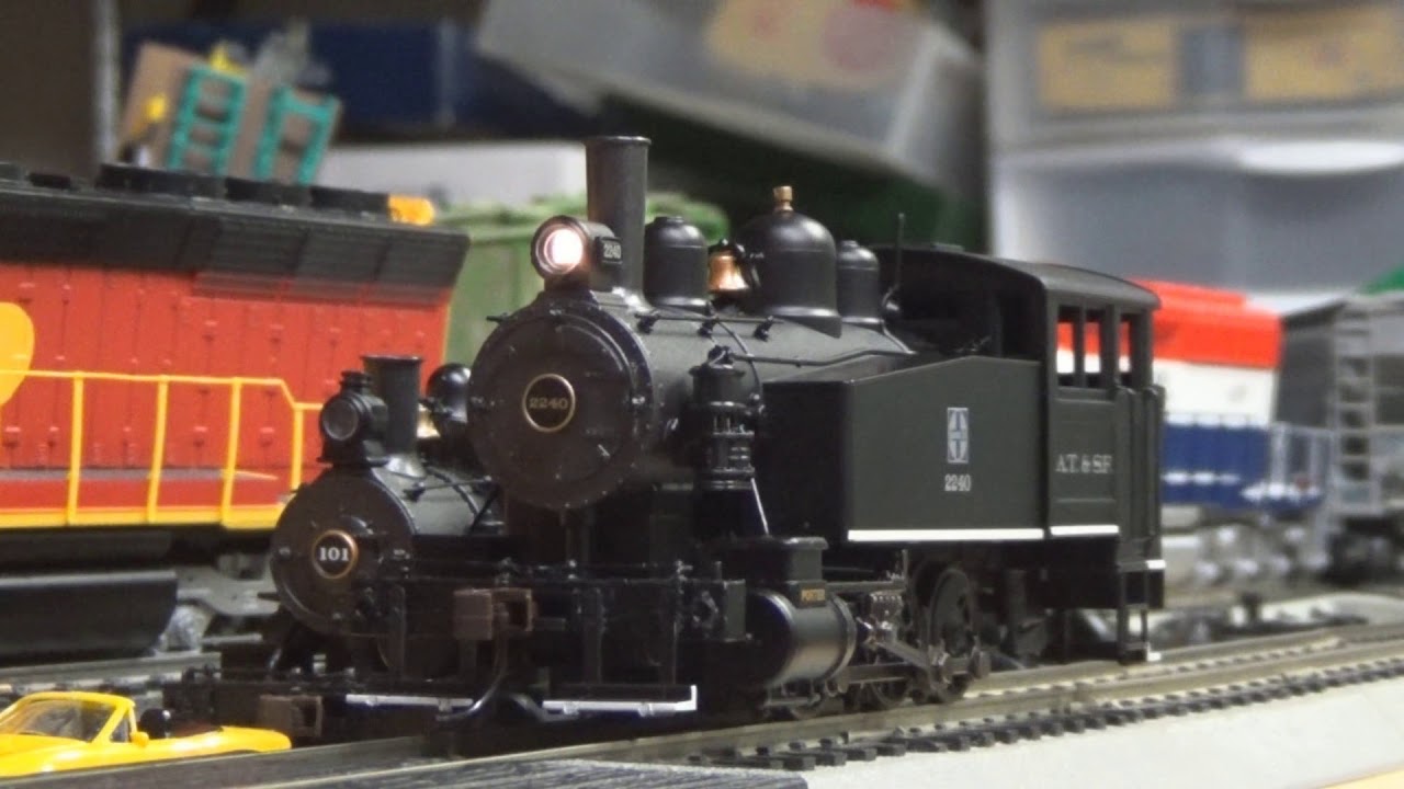 Small Bargain: Bachmann Porter 0-6-0 With DCC Review - YouTube