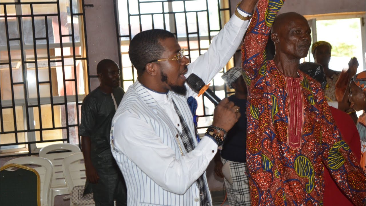 Connection Between Jesus And judas with Undiluted Prophetic Moment By ...