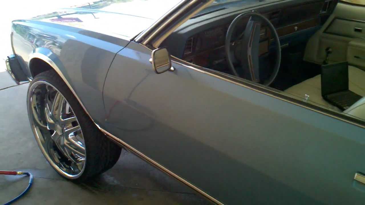 2 door big block box on 26s - YouTube