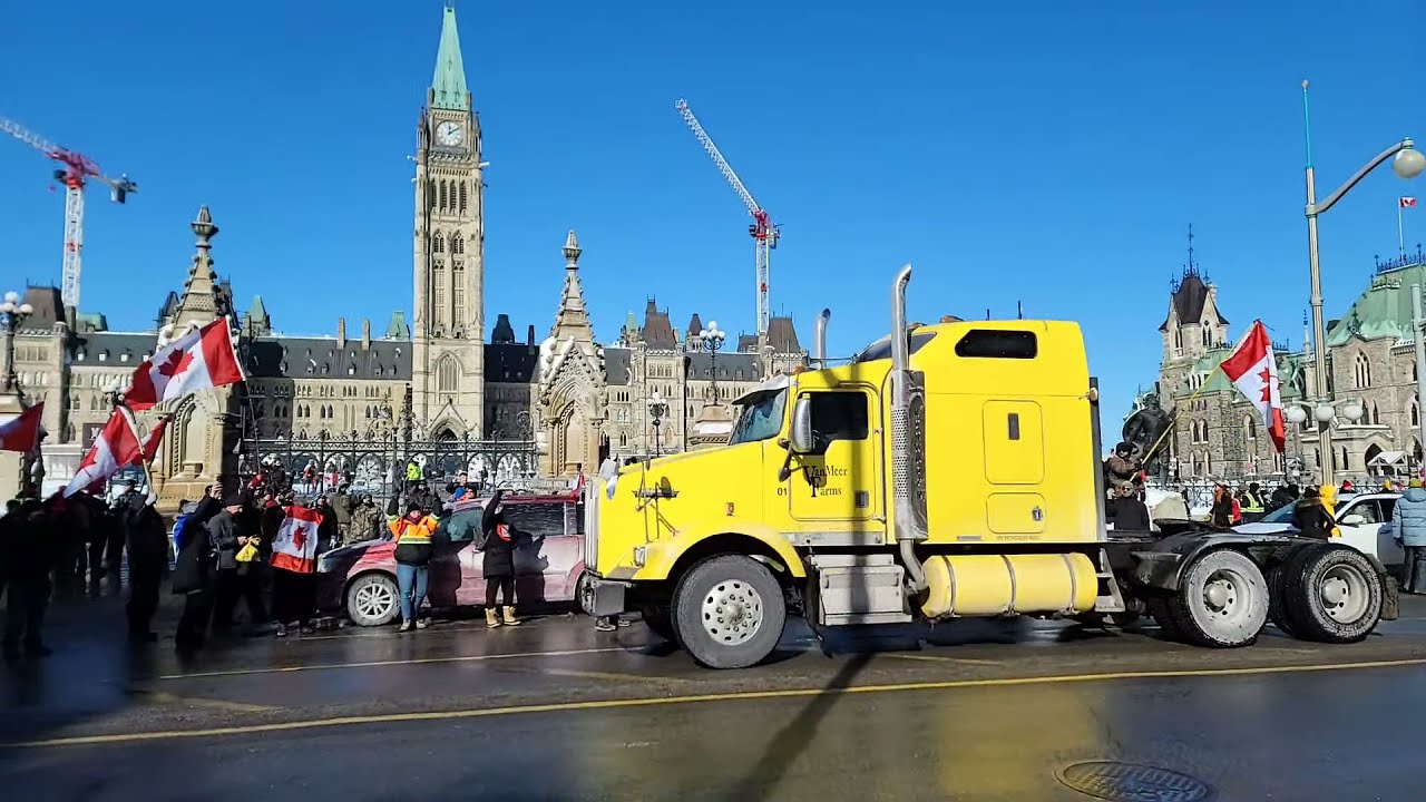 🔴LIVE Ottawa - RAW Footage: Freedom Convoy 2022 Day 1 - Parliament Hill ...