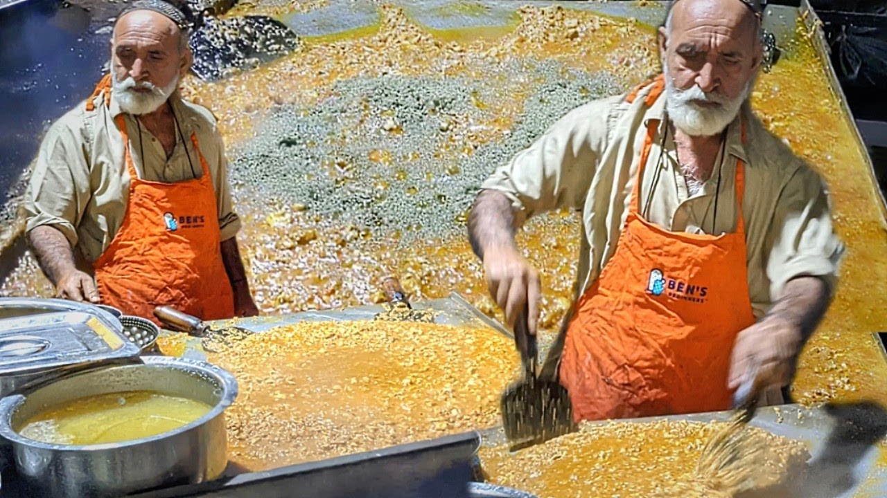 Tawa Mutton Maghaz Fry | Street Food Bheja Fry Recipe | Karachi Street ...