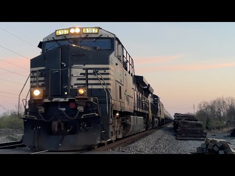 NS 65D Slams on the brakes at Cooke road at MP 6 with missing front logo! - YouTube