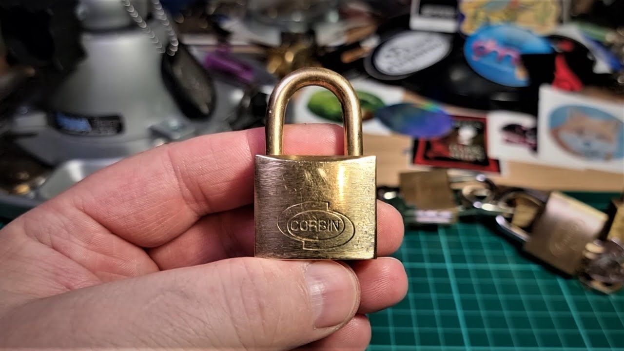 (299) Corbin 30mm 4 Pin #minilockmonday - YouTube
