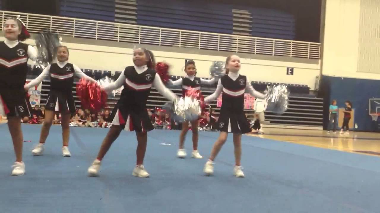 Julia's cheer performance - YouTube