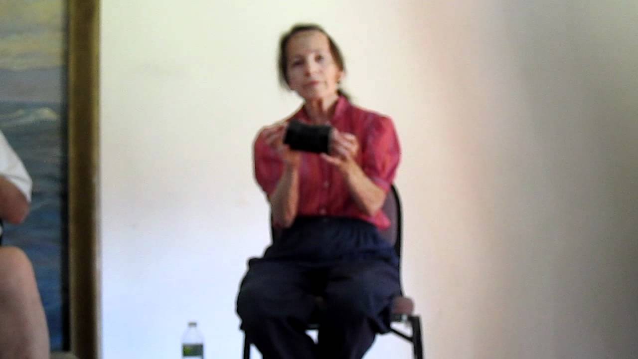 Mary Morse plays Sailors' Hornpipe on a tiny miniature concertina at ...