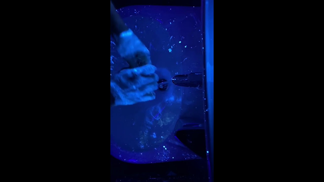 BUBBLODY HAND WASHING | A BLACK LIGHT EXPERIMENT - YouTube