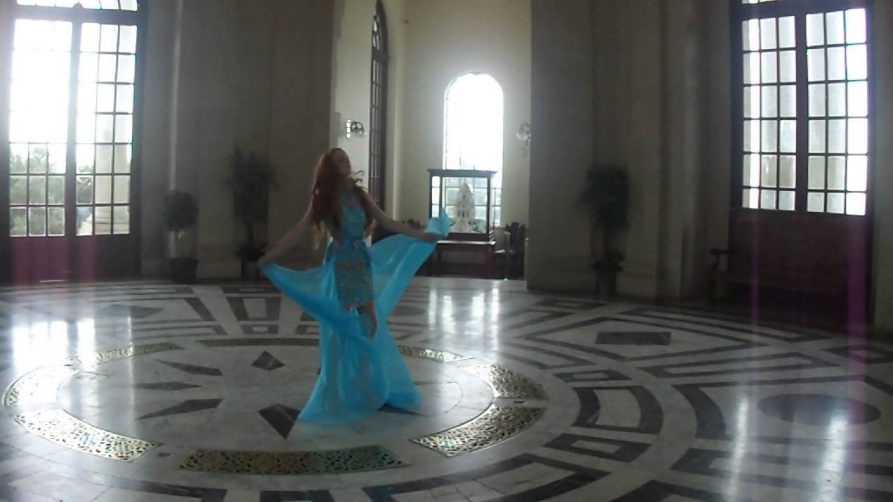 Photoshoot with Harley Anderson - YouTube