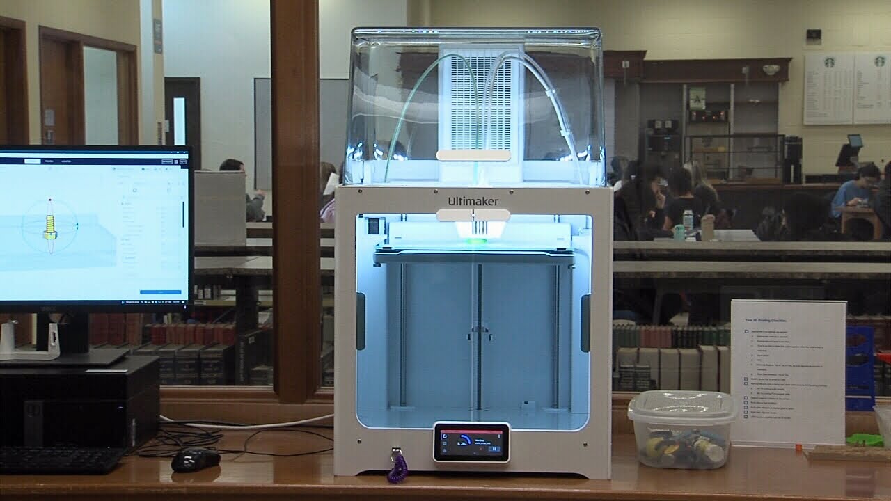 Lakehead University students learn 3D printing - YouTube