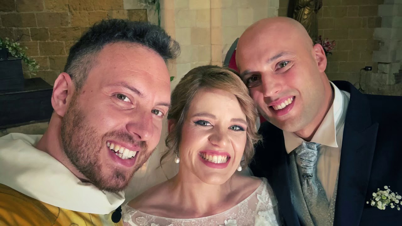 Omelia per il matrimonio di Fabiana e Dario - YouTube