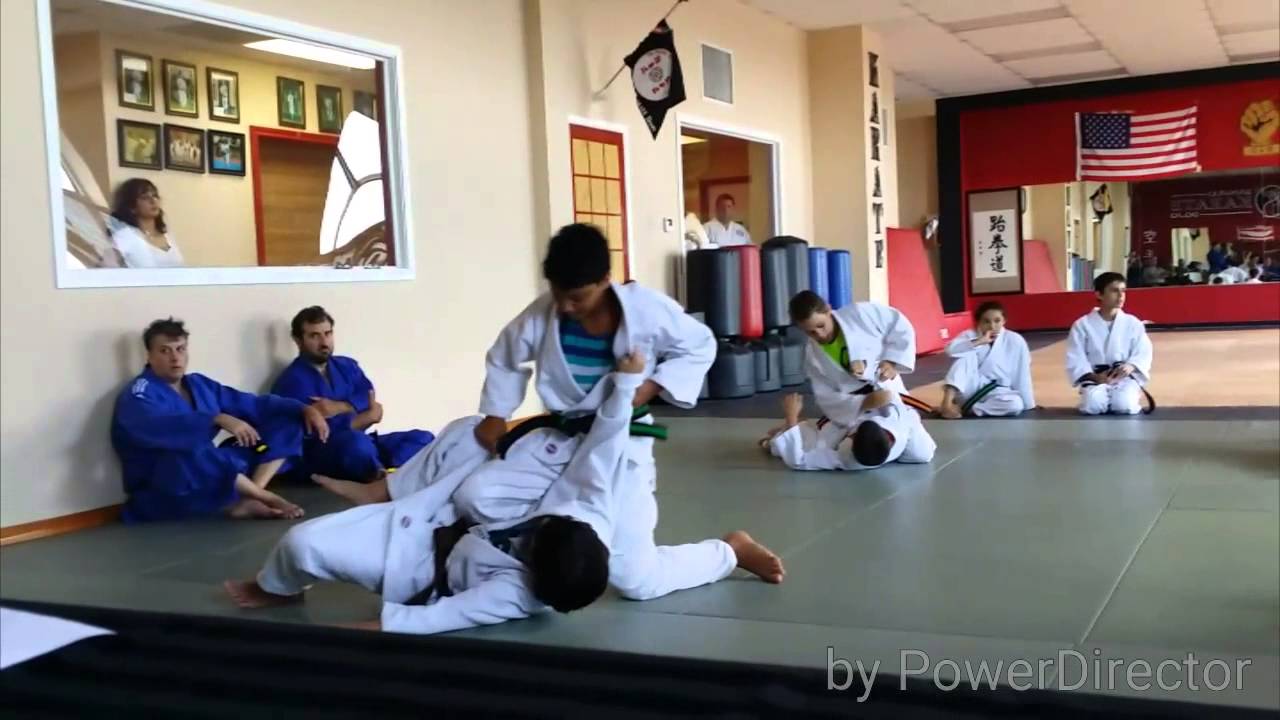 Basic Jujitsu, Goju Ryu & Shotokan Karate-Do CCDK - YouTube