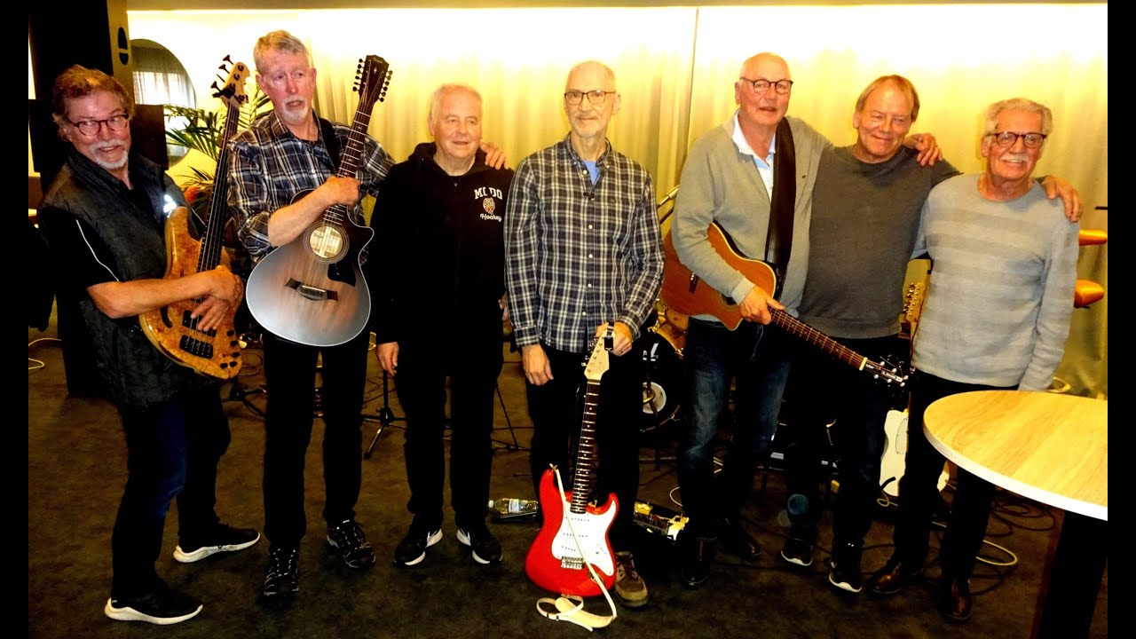 Los Panchos - I can help (Kenneth Norberg) - YouTube